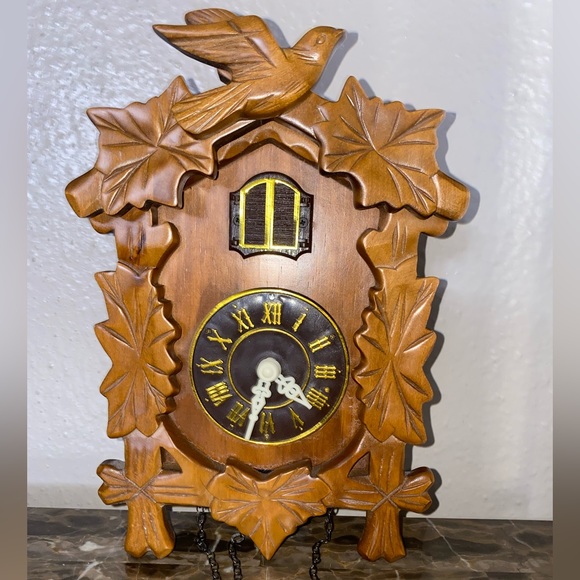 Wall Decor | Vintage Cuckoo Clock Works Perfect | Poshmark